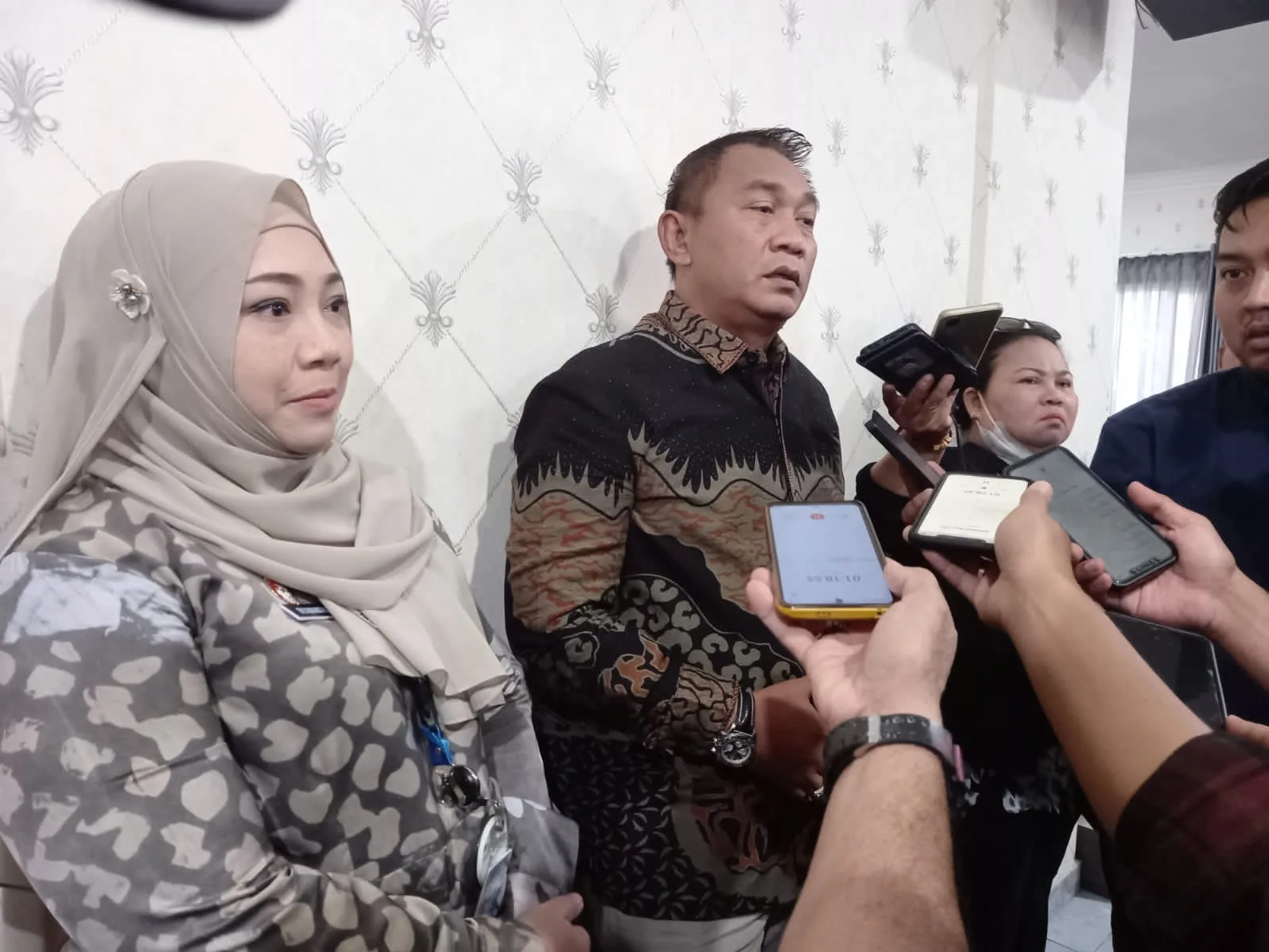 Warga Spanyol di Denda 50 juta - datakepri.com