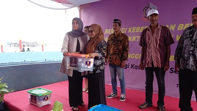 Nana Agus Hariadi menyambut kedatangan Ketua Umum IKKT - datakepri.com